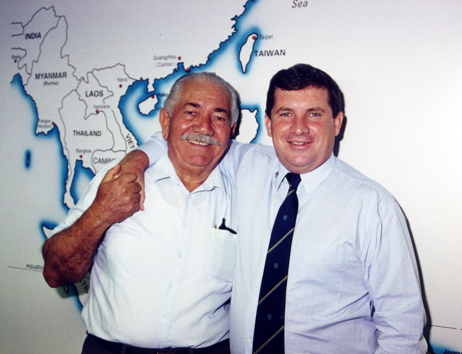 Mihalis aka Mick Halkitis and Chief Minister Shane Stone | The Stone ...